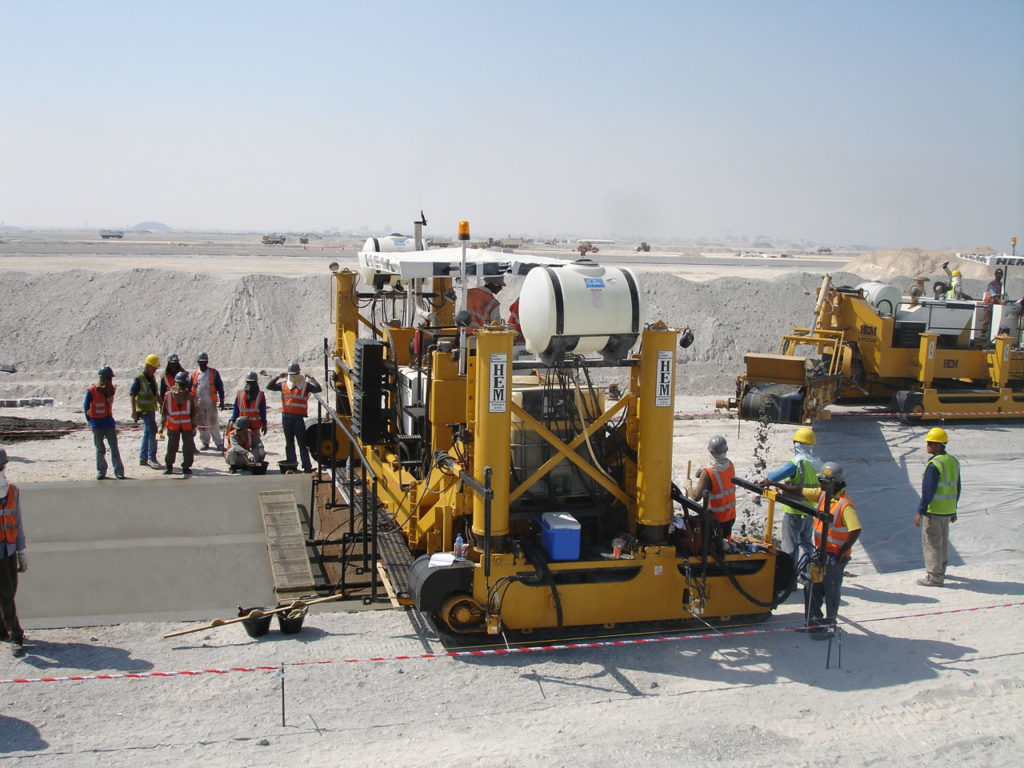 CANAL PAVERS - HEM Paving Equipment