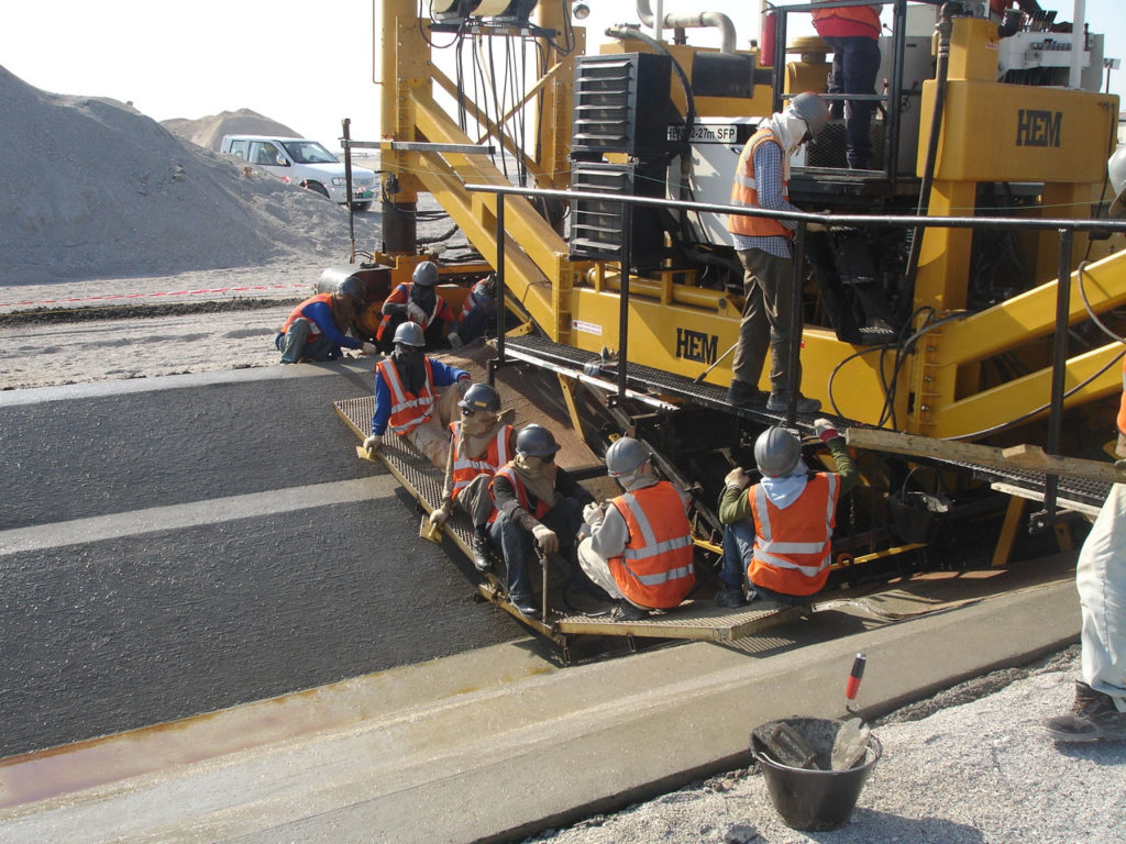 CANAL PAVERS - HEM Paving Equipment